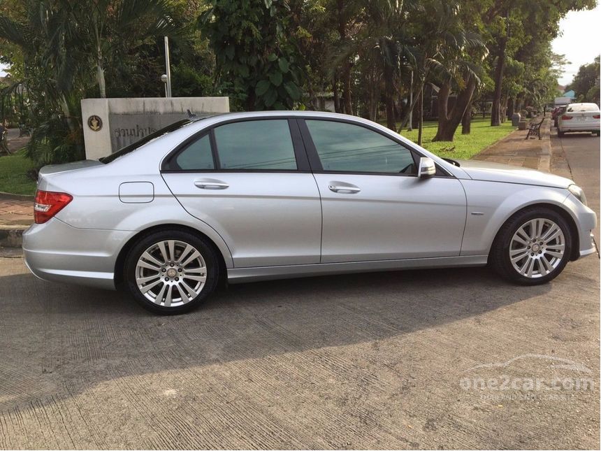 2013 Mercedes-Benz C220 CDI 2.2 W204 (ปี 08-14) W204 Elegance Sedan AT ...