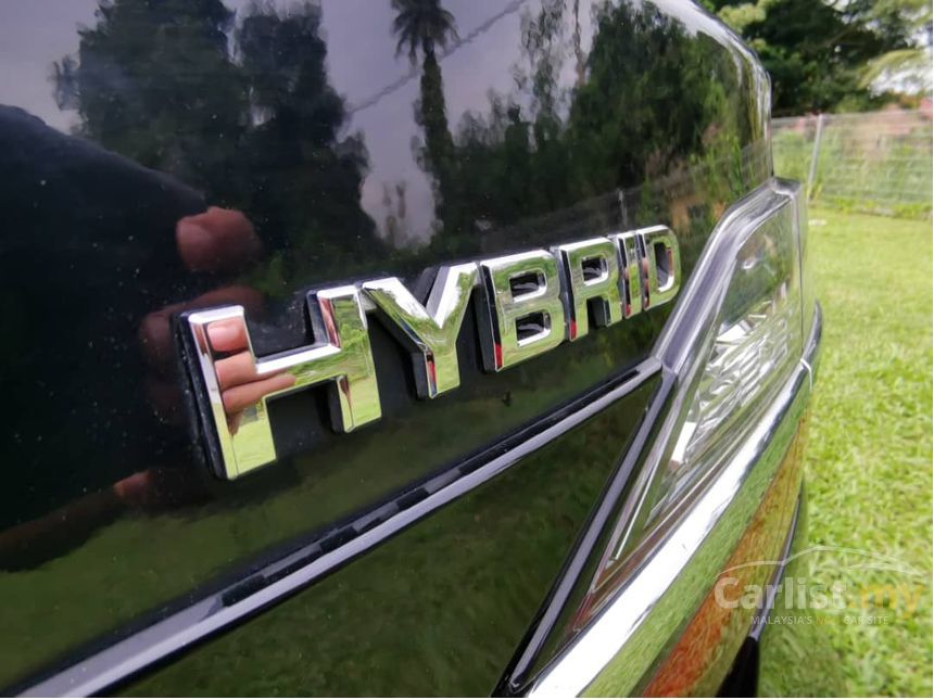 Used 2018 Toyota Camry 2.5 Hybrid - LIKE NEW - Carlist.my