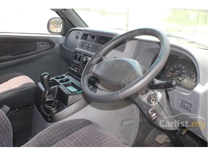 Mercedes-Benz MB100 2000 2.3 in Selangor Manual Van Silver for RM ...