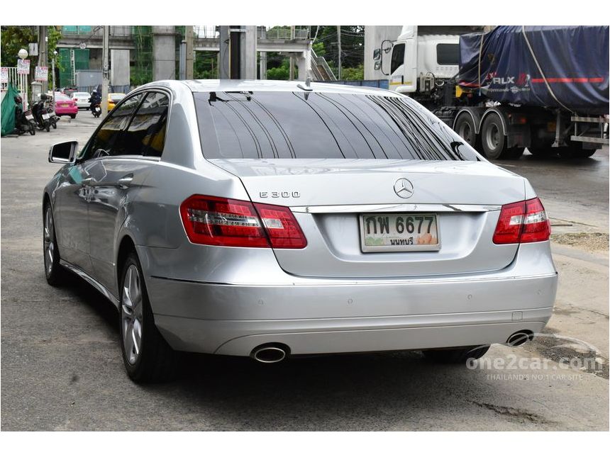 Mercedes-Benz E300 2010 W212 (ปี 10-16) Avantgarde Sports 3.0 เกียร์อัตโนมัติ สีเงิน | One2car ...