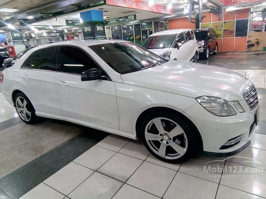 Jual Mobil Mercedes-Benz E250 2013 CGI Avantgarde 1.8 di DKI Jakarta Automatic Sedan Putih Rp ...