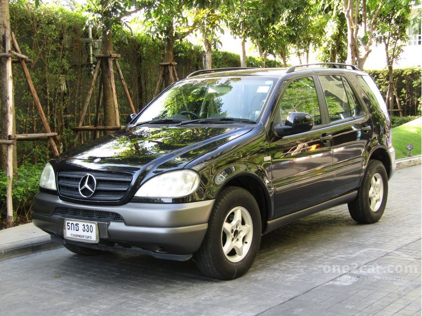 Mercedes-Benz ML270 2001 270 2.7 in กรุงเทพและปริมณฑล Manual SUV สีดำ ...