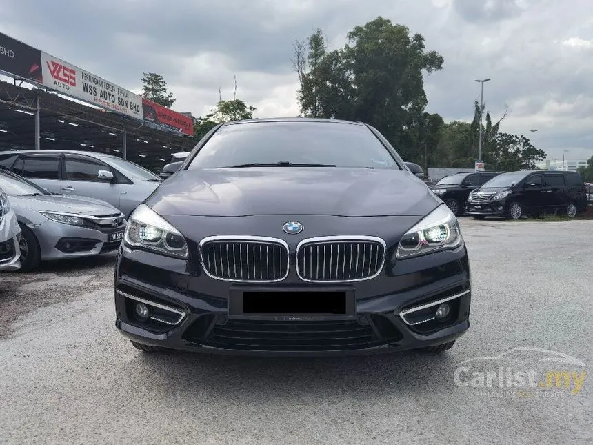 Used 2017 BMW 220i 2.0 (A) Gran Tourer Full Service Record 7 Seater MPV - Carlist.my