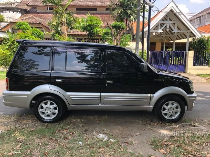 Jual Mobil Mitsubishi Kuda 2003 Grandia 2.0 di Jawa Timur Manual MPV ...