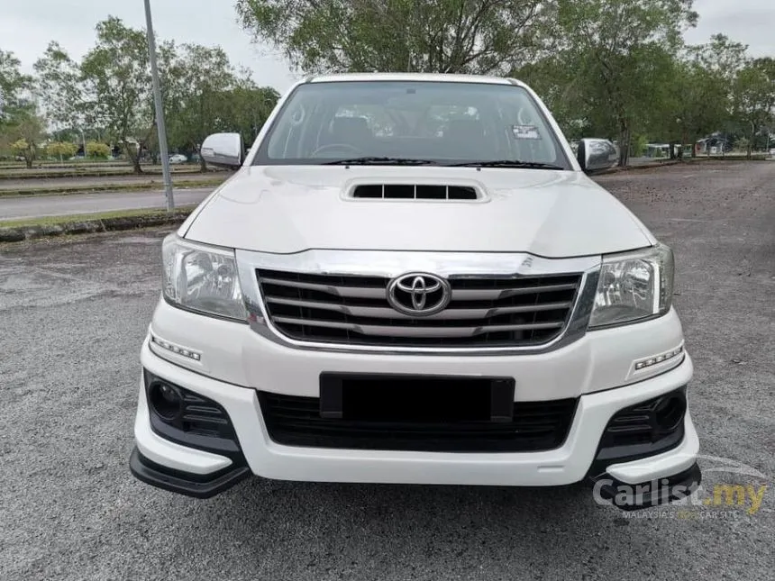 Used Toyota Hilux 2.5 G VNT Pickup 4WD TIP TOP FREE 1 YEAR WARRANTY ...