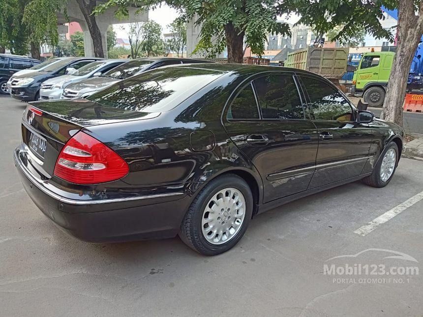 Jual Mobil Mercedes-Benz E260 2005 E260 2.6 di DKI Jakarta Automatic ...