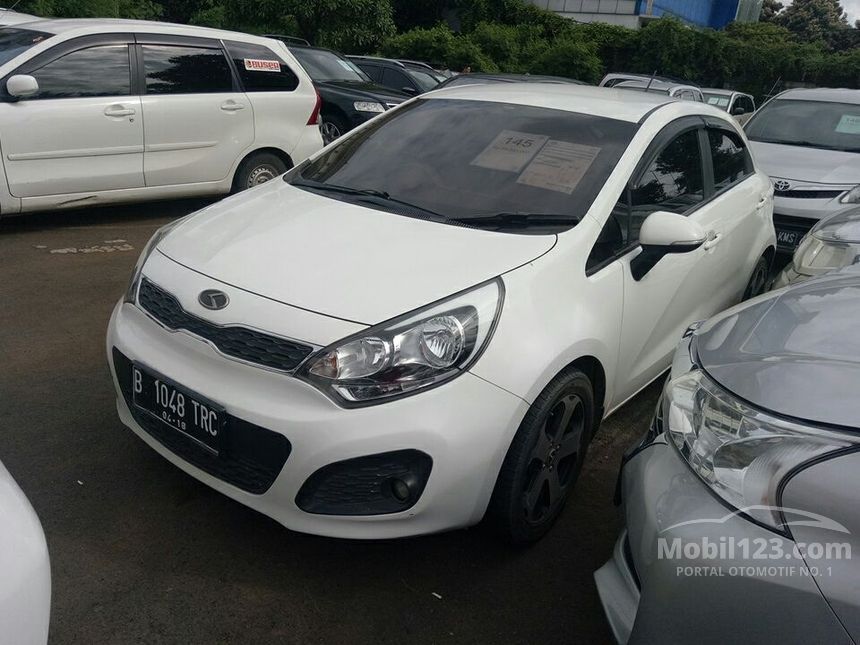 Jual Mobil KIA Rio 2013 UB 1.4 di DKI Jakarta Automatic Hatchback Putih ...