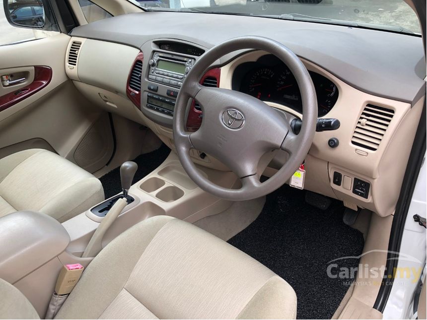 Toyota Innova 2005 G 2.0 in Kuala Lumpur Automatic MPV White for RM ...