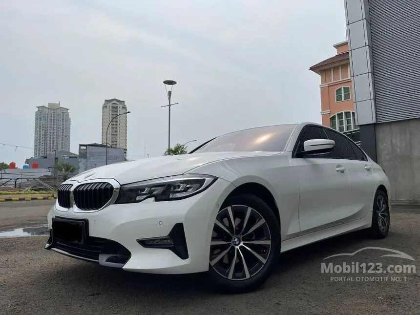 Jual Mobil BMW 320i 2021 Dynamic 2.0 di DKI Jakarta Automatic Sedan ...