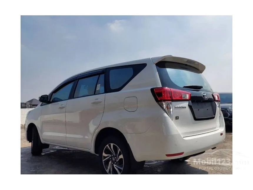 Jual Mobil Toyota Kijang Innova 2022 V 2.4 di DKI Jakarta Automatic MPV ...