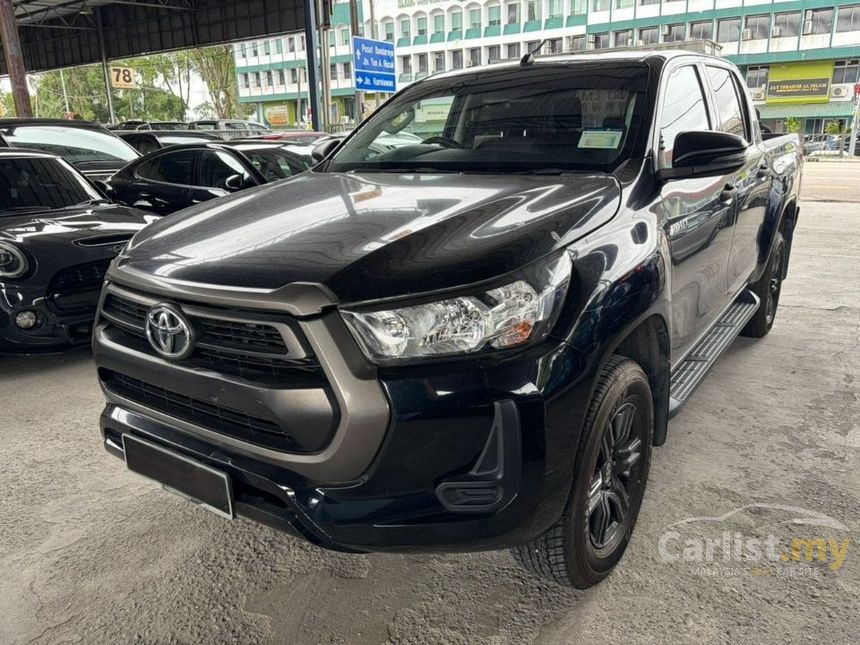 Used 2021 Toyota Hilux 2.4 E Dual Cab Pickup - 1 Careful Owner, Nice ...