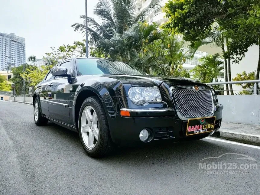 Jual Mobil Chrysler 300C 2010 3.0 di DKI Jakarta Automatic Sedan Hitam ...