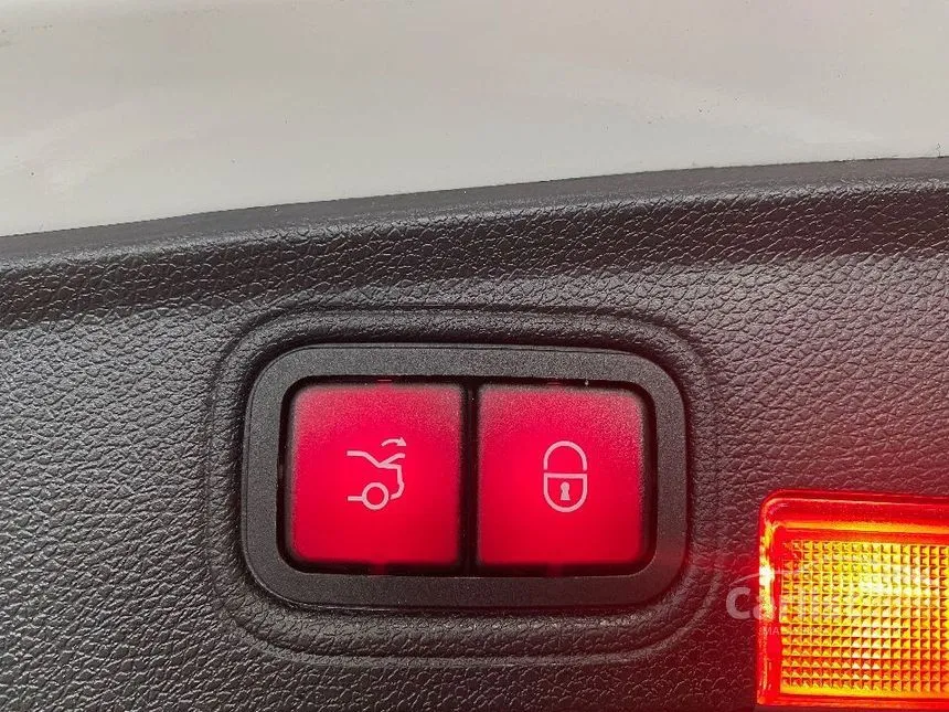 Recon 2018 Mercedes-Benz C200 2.0 AMG Coupe PANAROMIC ROOF, RED LEATHER ...