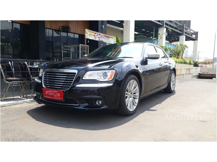 Jual Mobil Chrysler 300C 2013 300C 3.6 di DKI Jakarta Automatic Sedan ...