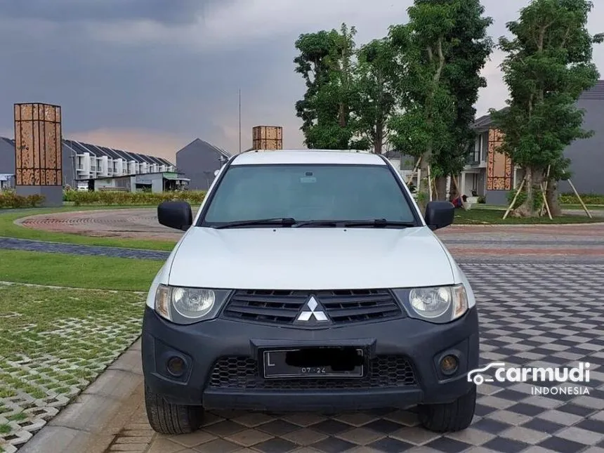 Jual Mobil Mitsubishi Strada Triton 2014 GLX 2.5 di Jawa Timur Manual ...