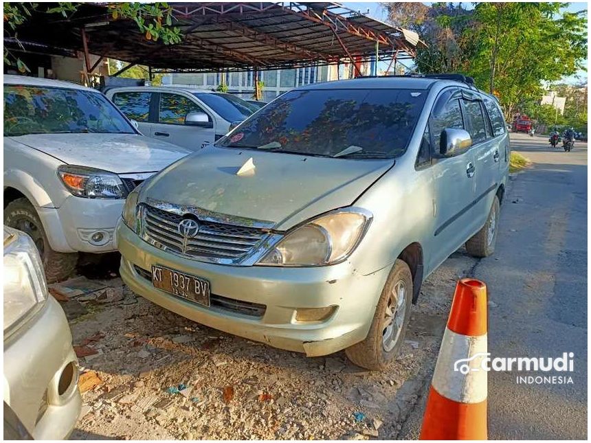 Jual Mobil Toyota Kijang Innova 2004 V Luxury 2.0 di Kalimantan Timur ...