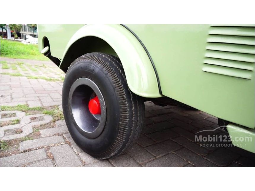 Jual Mobil Daihatsu Bemo 1967 0.3 di Jawa Timur Manual Pick Up Hijau Rp ...