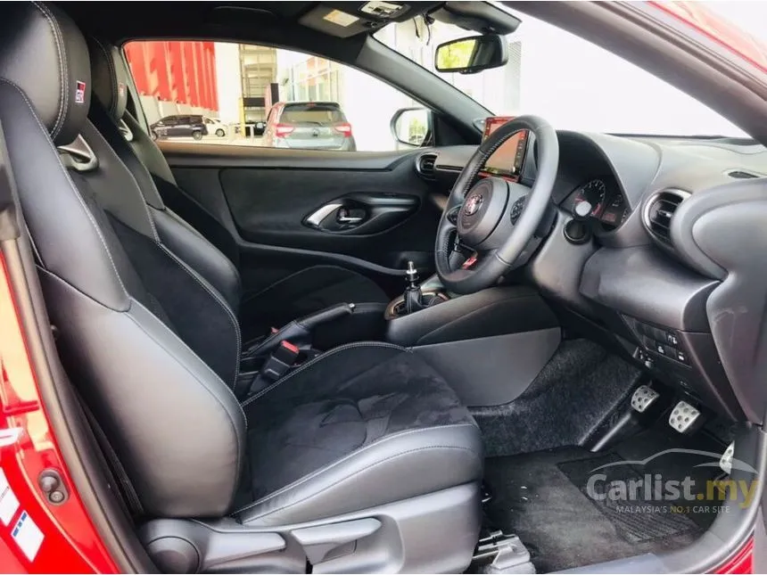Recon 2021 Toyota Yaris 1.6 GR Performance Pack Hatchback JLB - Carlist.my