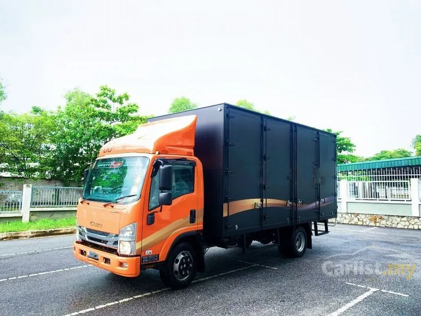 New 2022 Isuzu NPR Pro 5.2 Lorry 17ft Box - Carlist.my