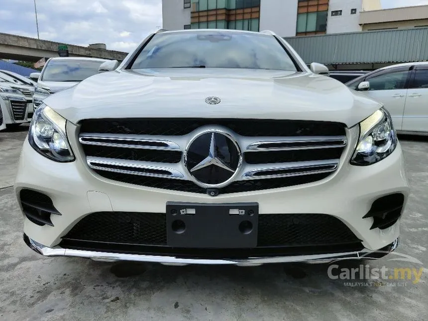 Recon 2018 Mercedes GLC250 AMG 4 MATIC Keyless Radar LKA BSM HUD 4 ...