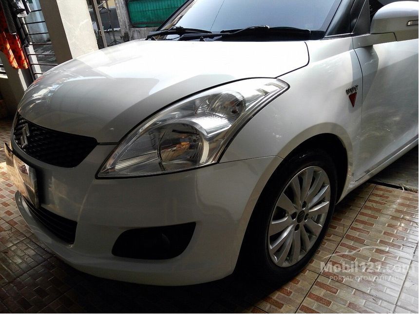 Jual Mobil Suzuki Swift 2014 GX 1.4 di Jawa Barat Manual Hatchback ...