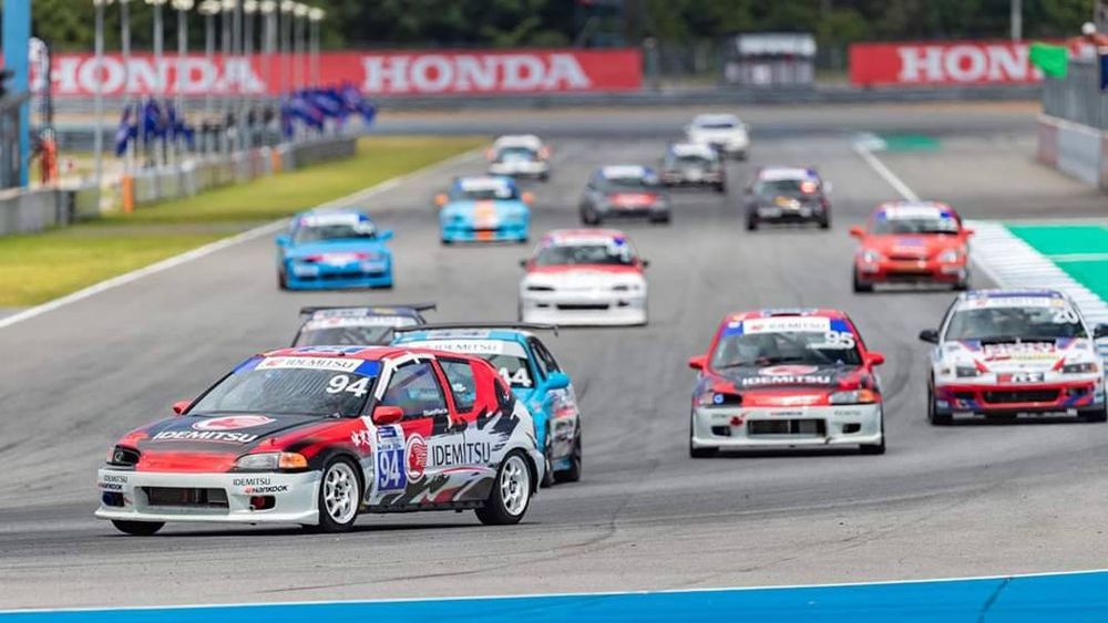 ทำความรู้จักกับการปล่อยตัวรถแข่ง Rolling Start - ข่าวในวงการรถยนต์