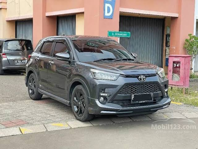 5 Hal Menarik Toyota Raize 1.0 GR Sport, SUV Perkotaan yang Compact dan ...