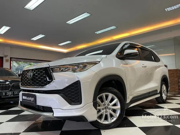 Mobil Toyota Kijang Innova Zenix Baru Indonesia Mulai 2023 Hingga 2023 ...