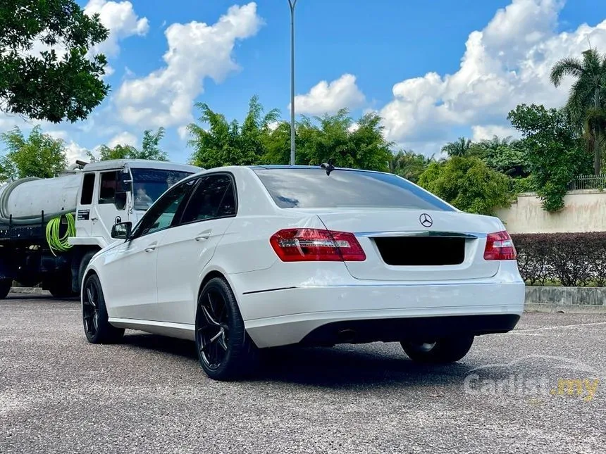二手 2012 Mercedes Benz E250 CGI BlueEFCY AMG 7 Speed Panaromic - Carlist.my