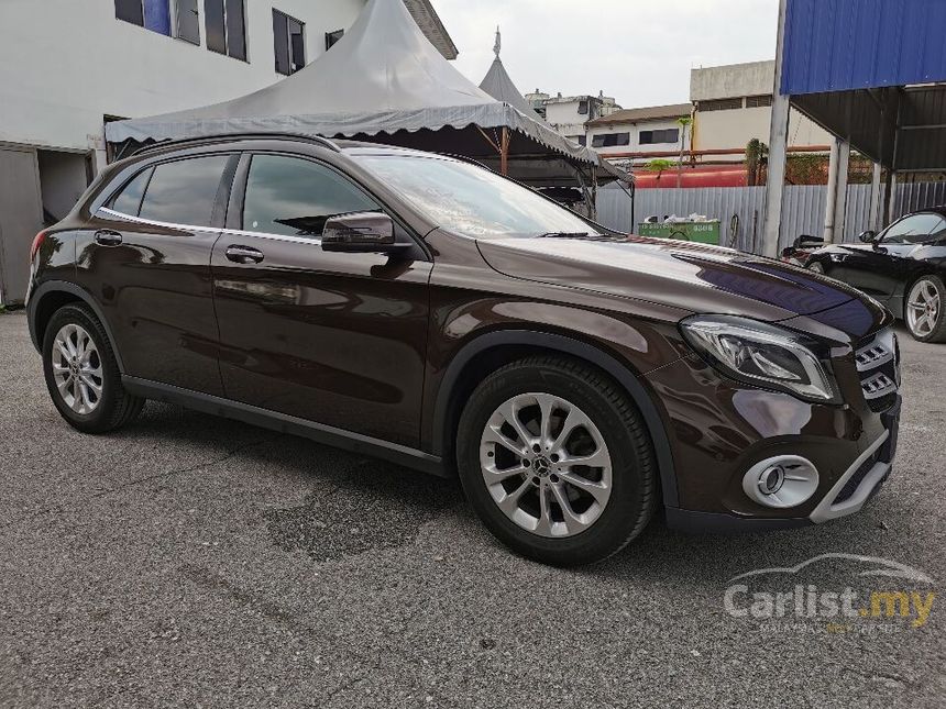 Recon 2017 Mercedes-Benz GLA180 NEW FACELIFT MODEL JAPAN SPEC RADAR ...