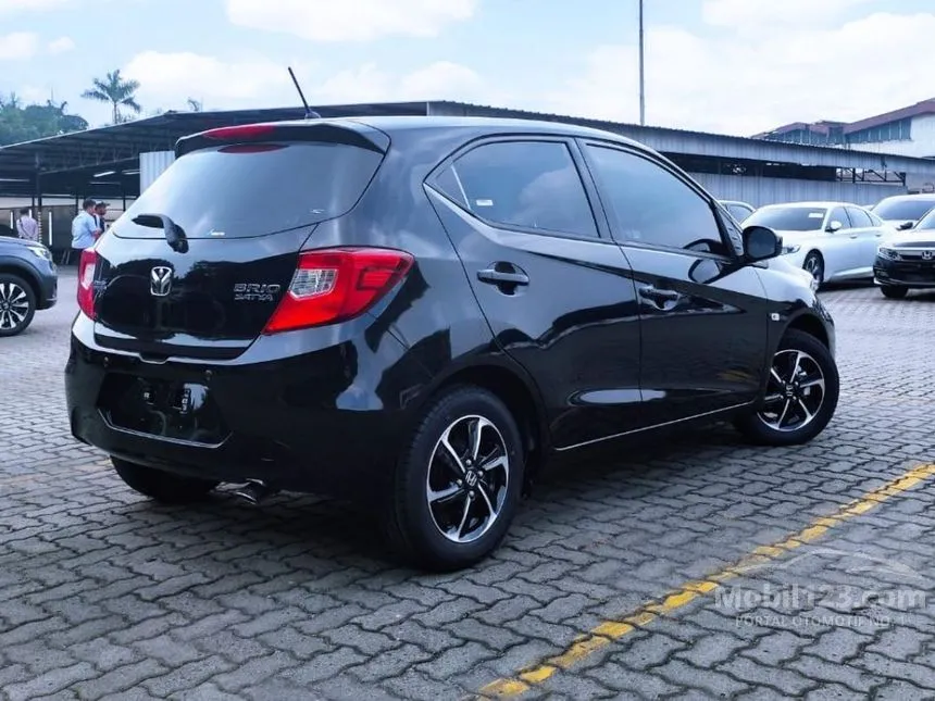 Brio e cvt hitam store