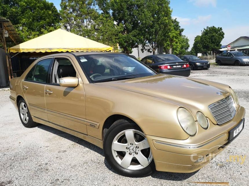 Mercedes-Benz E240 2000 Classic 2.4 in Selangor Automatic Sedan Gold ...