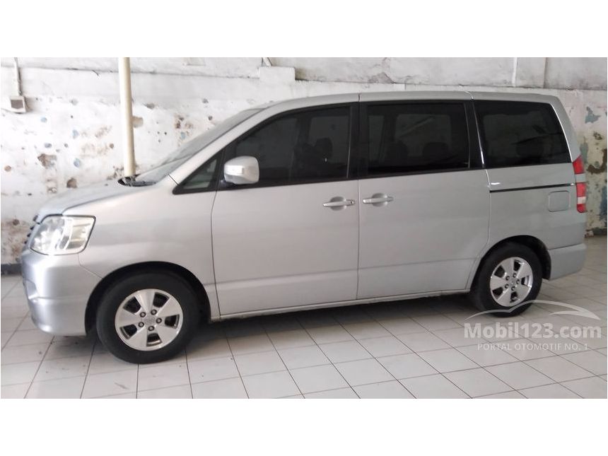 Jual Mobil Toyota Noah 2004 2.0 di Jawa Barat Automatic MPV Minivans ...