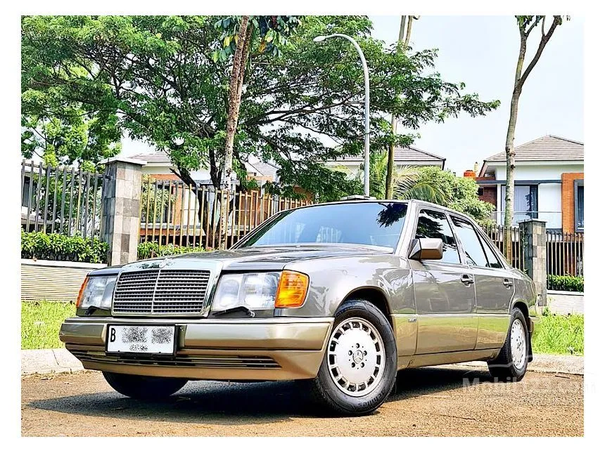 Jual Mobil Mercedes-Benz 300E 1992 3.0 di DKI Jakarta Automatic Sedan ...