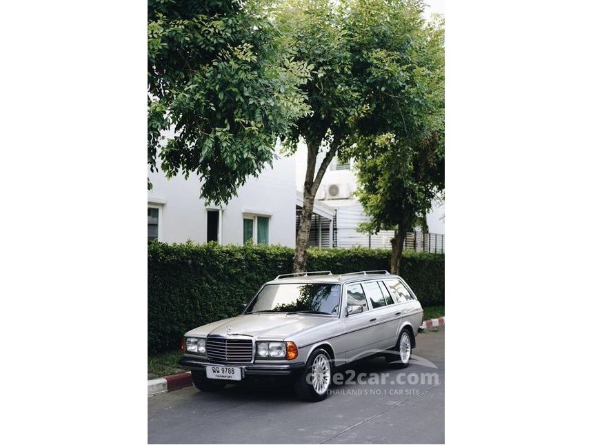 Mercedes-Benz 280TE 1992 W123 (ปี 76-85) Classic 2.7 เกียร์อัตโนมัติ สี ...