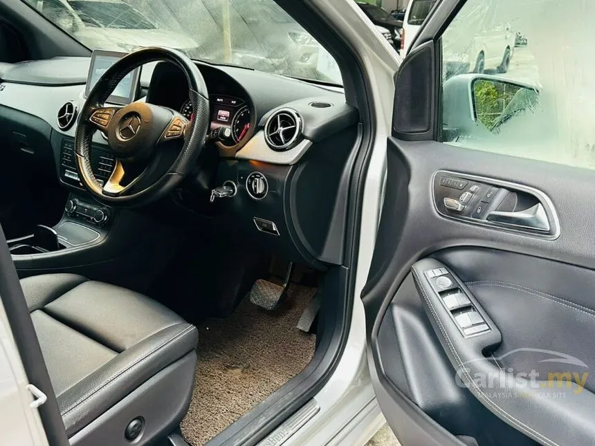 Used NEW FACELIFT Mercedes-Benz B200 1.6 Sport Tourer Hatchback,LED ...