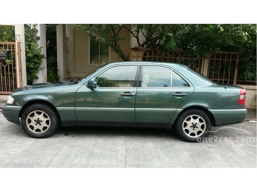 Mercedes-Benz C220 1995 Elegance 2.2 in กรุงเทพและปริมณฑล Automatic ...