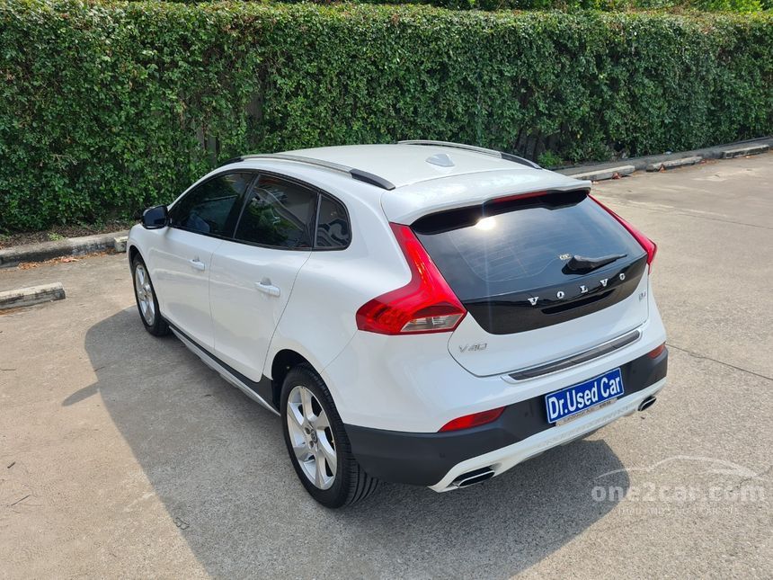 Volvo V40 2016 D4 2.0 in กรุงเทพและปริมณฑล Automatic Wagon สีขาว for 889,000 Baht - 7773265 ...