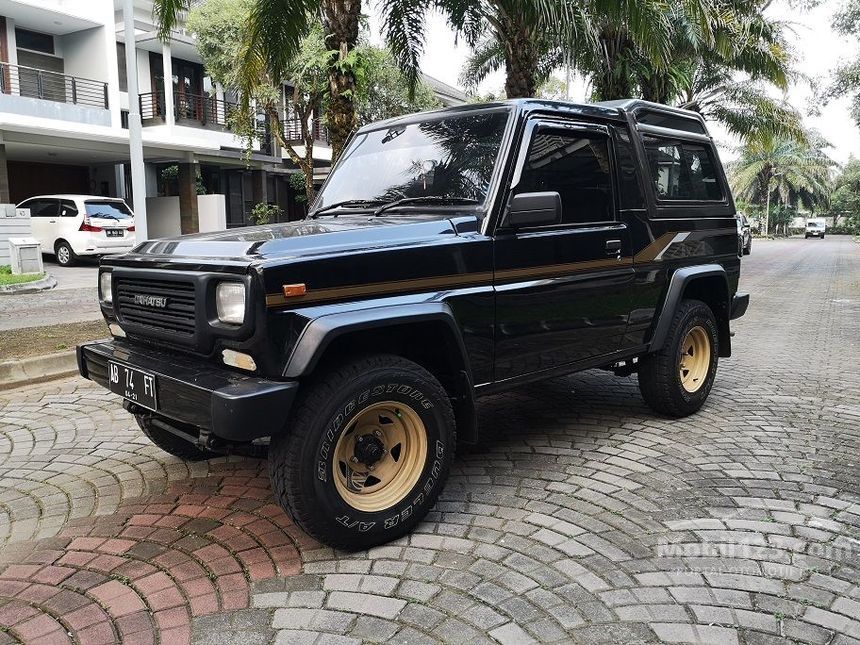 Jual Mobil Daihatsu Taft 1995 2.8 di Yogyakarta Manual Jeep Hitam Rp ...