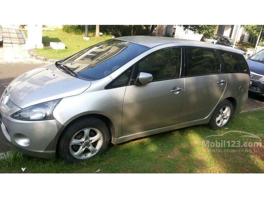 Jual Mobil Mitsubishi Grandis 2005 NA 2.4 di Banten Automatic MPV ...
