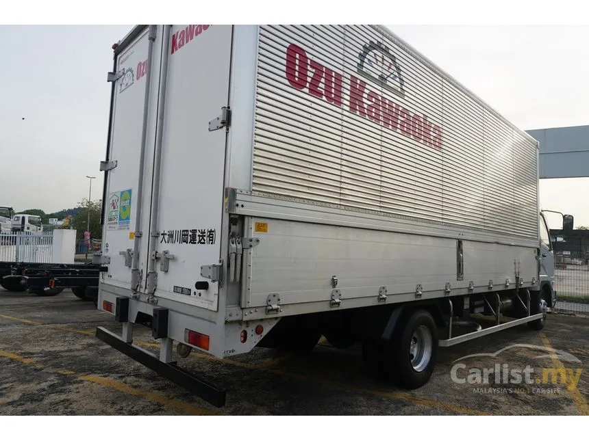 New 2022 Mitsubishi Fuso 4.9 Box 17FT Cab Chassis (M) - Carlist.my