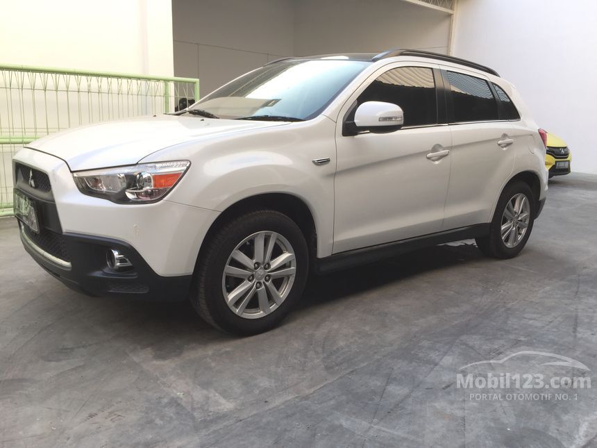 Jual Mobil Mitsubishi Outlander Sport 2012 PX 2.0 di Jawa Barat ...