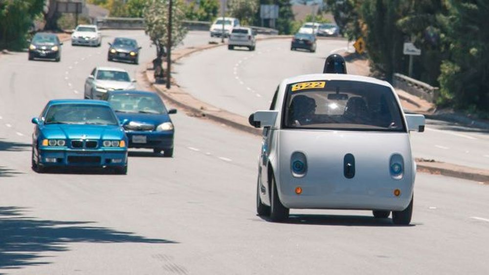 Google เริ่มทดสอบรถขับขี่อัตโนมัติบนถนนสาธารณะแล้ว - ข่าวในวงการรถยนต์