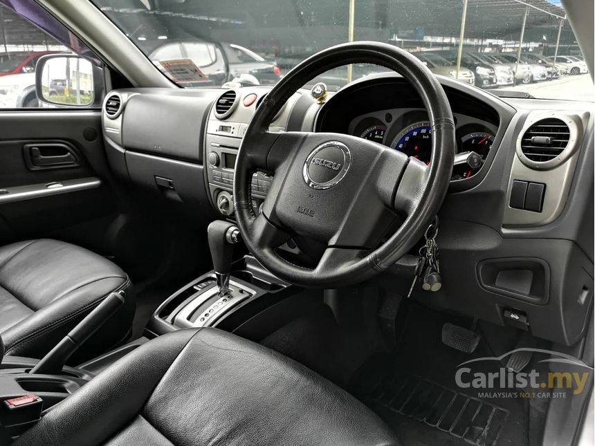 Isuzu D-Max 2010 Type + 3.0 in Selangor Automatic Pickup Truck Silver ...