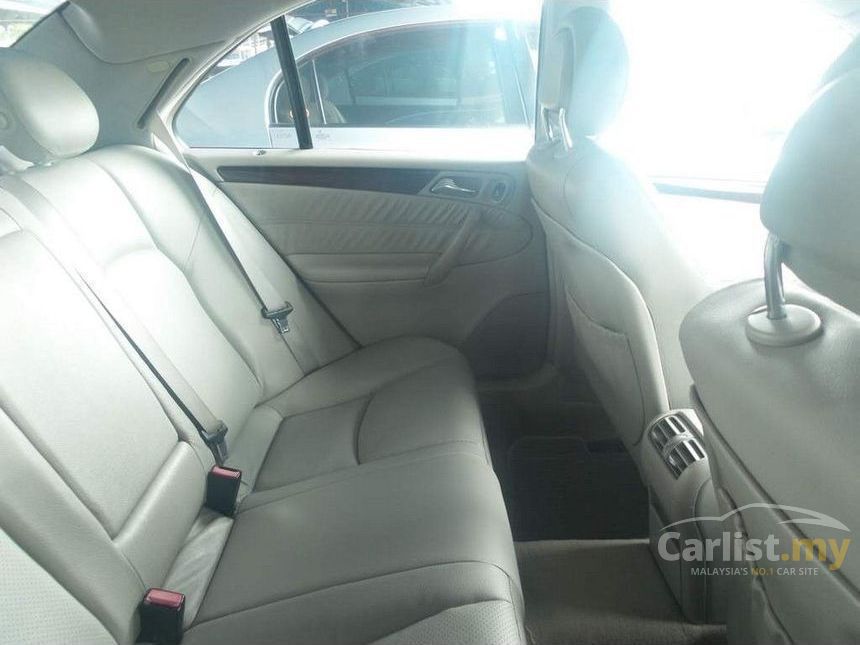 Mercedes-Benz C200 2004 in Kuala Lumpur Automatic Brown for RM 53,800 ...