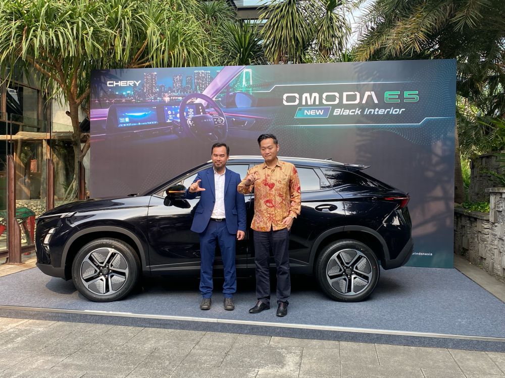 Omoda E5 Update Interior, Kini Tersedia Pilihan Warna Gelap yang ...