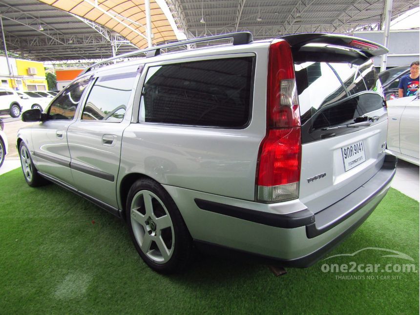 Volvo V70 2002 2.3 in กรุงเทพและปริมณฑล Automatic Wagon สีเงิน for ...