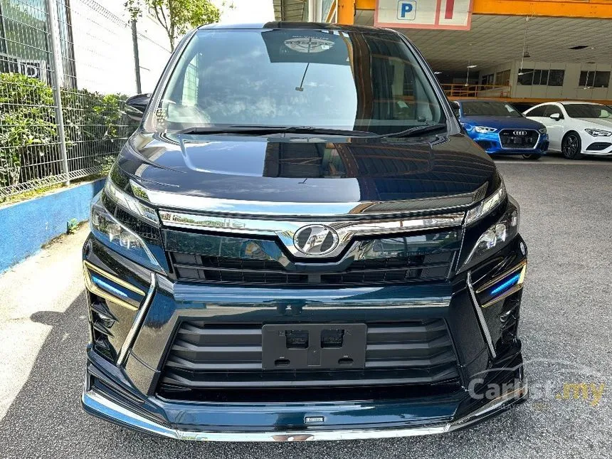 Recon 2018 Toyota Voxy 2.MPV MODELLISTA BODYKIT - Carlist.my