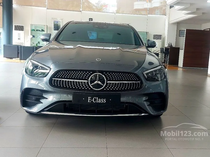 Jual Mobil Mercedes-Benz E300 2022 AMG Line 2.0 di DKI Jakarta Automatic Sedan Abu-abu Rp 1.310 ...