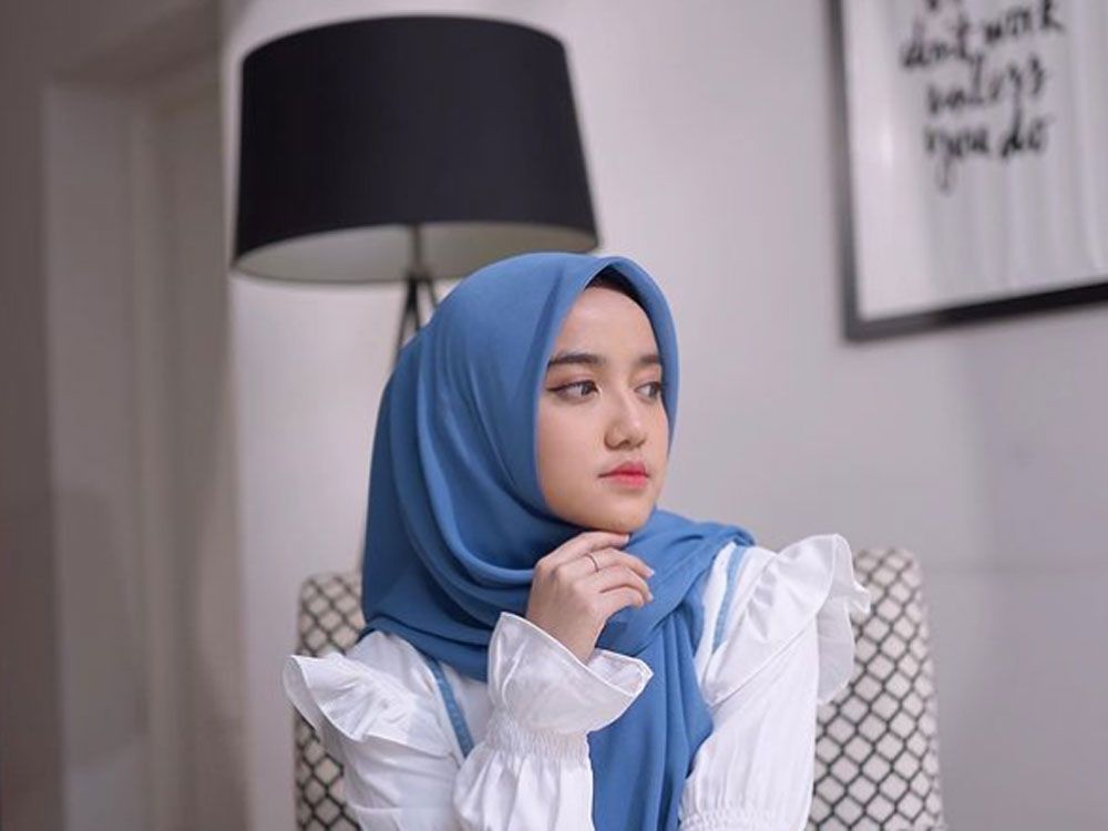 Cerita Wirda Mansur Dapat Mobil BMW Rp1,4 M Berkat Sedekah - Berita Otomotif | Mobil123